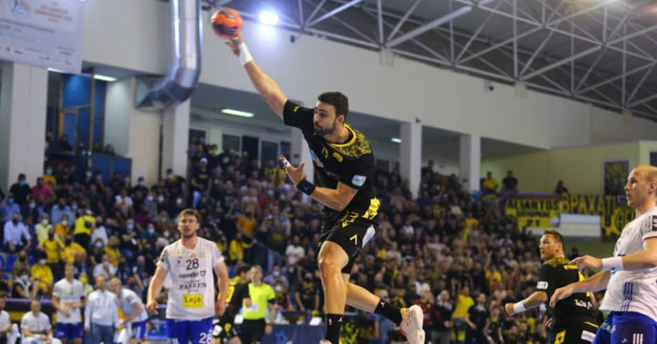 Βασίλισσα της Ευρώπης η ΑΕΚ στο handball ανδρών