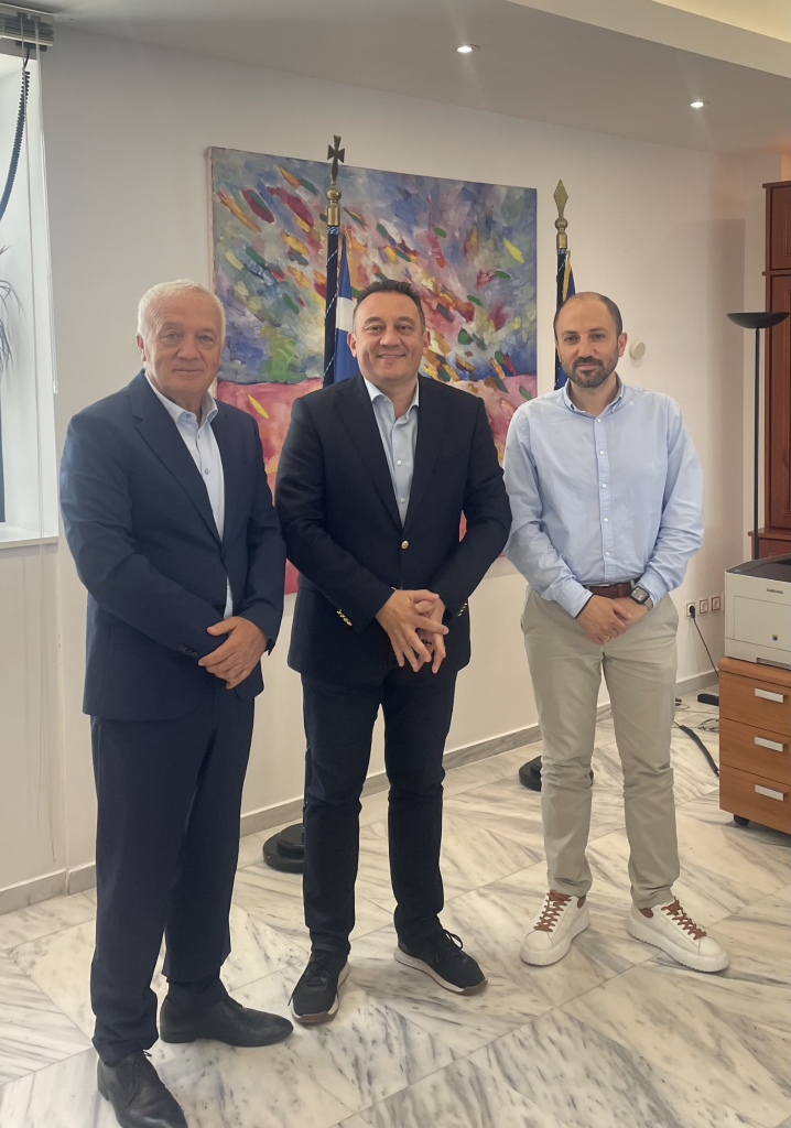 Συνάντηση με τον Υφυπ. Παιδείας Κ. Βλάση είχαν ο Αντιδήμαρχος Παιδείας ...
