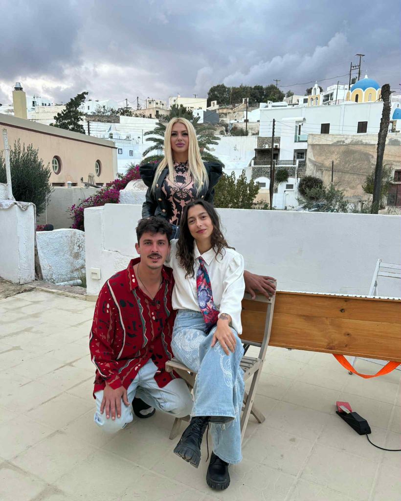 Θελξιέπεια: Η 23χρονη που έγινε viral ενώνοντας τη μουσική με τη νοηματική