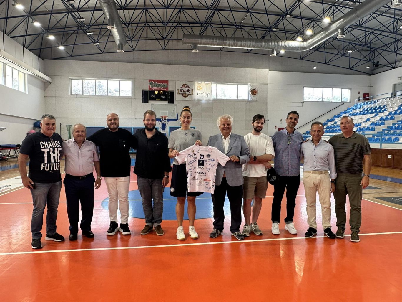 Πραγματοποιήθηκε ο καθιερωμένος αγιασμός του Α.Ο. Θήρας ενόψει της ...